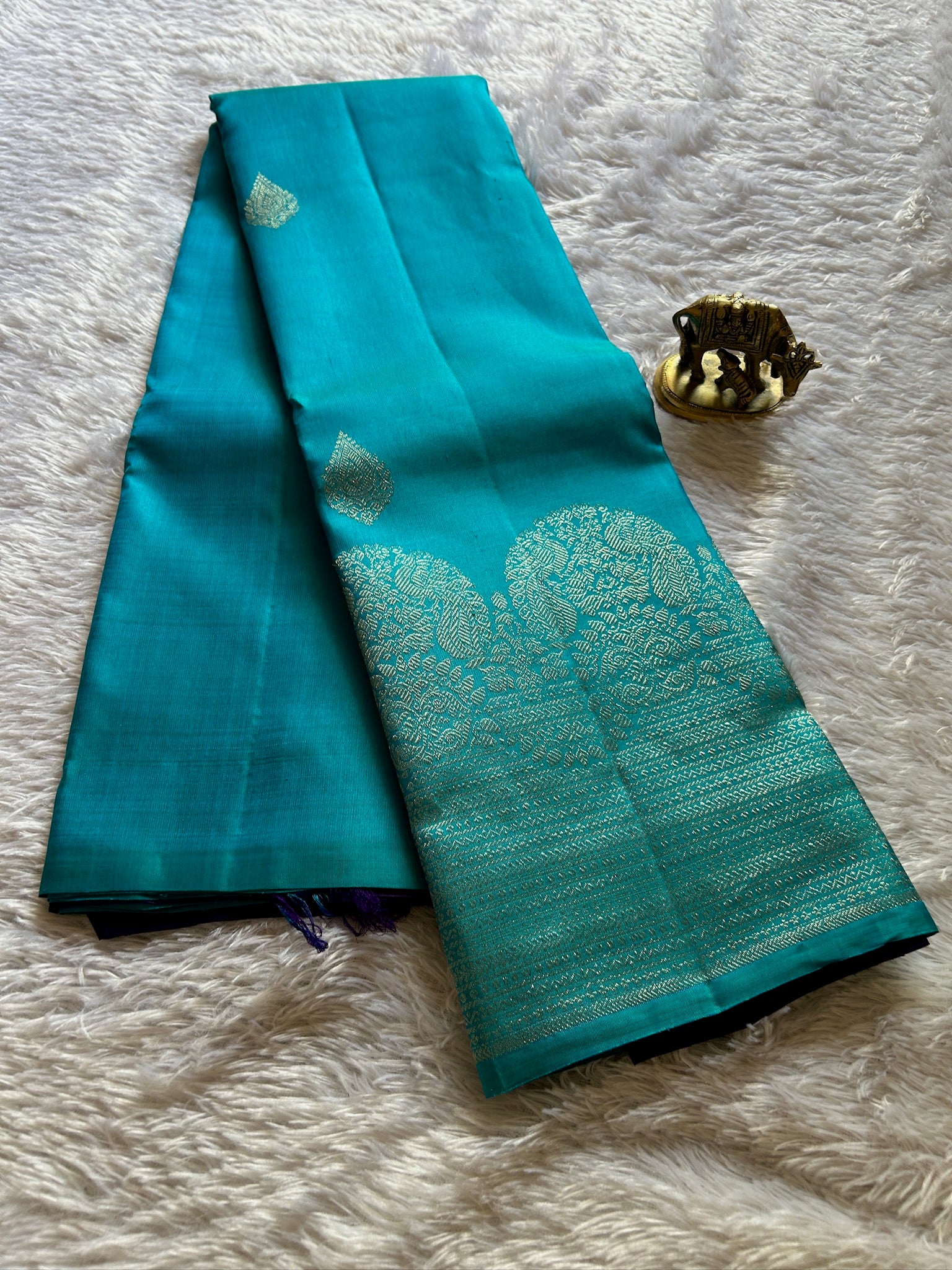 Vydurya : Solid Ananda blue – Nalmè Saree Studio